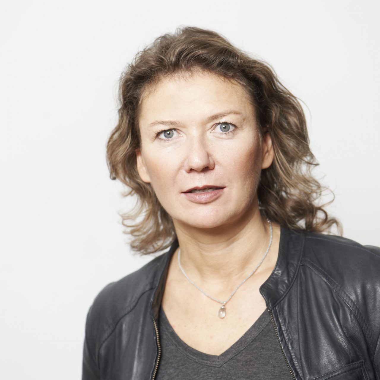 Be Andr | Artist | ARTITIOUS