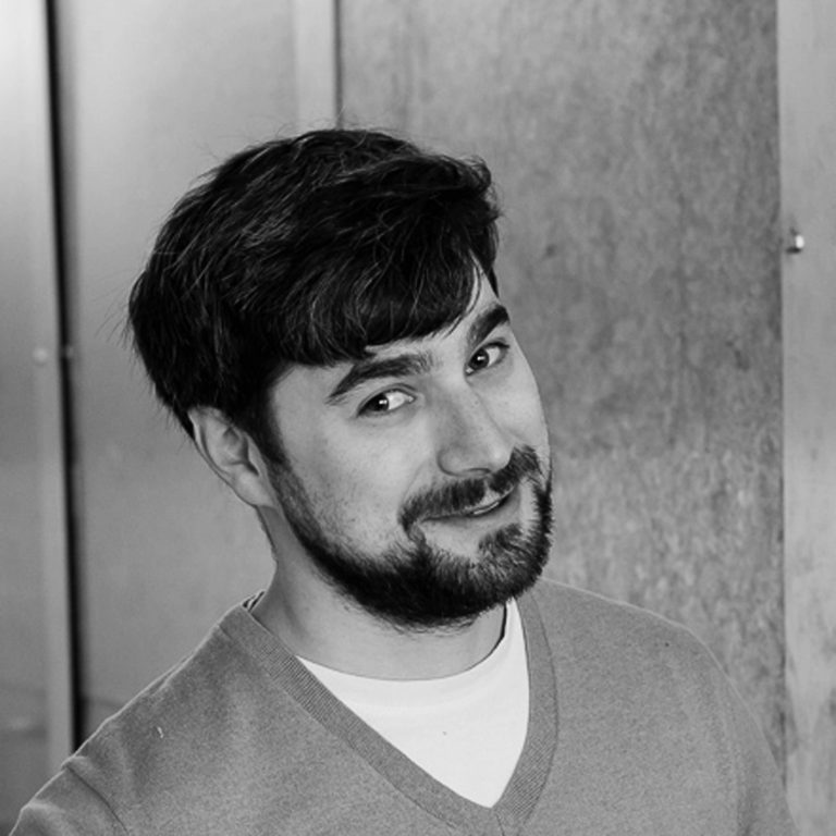 Mimei Thompson | Artist | ARTITIOUS